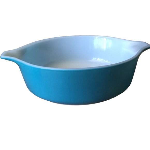 Pyrex | Kitchen | Vintage Blue Pyrex Bowl | Poshmark